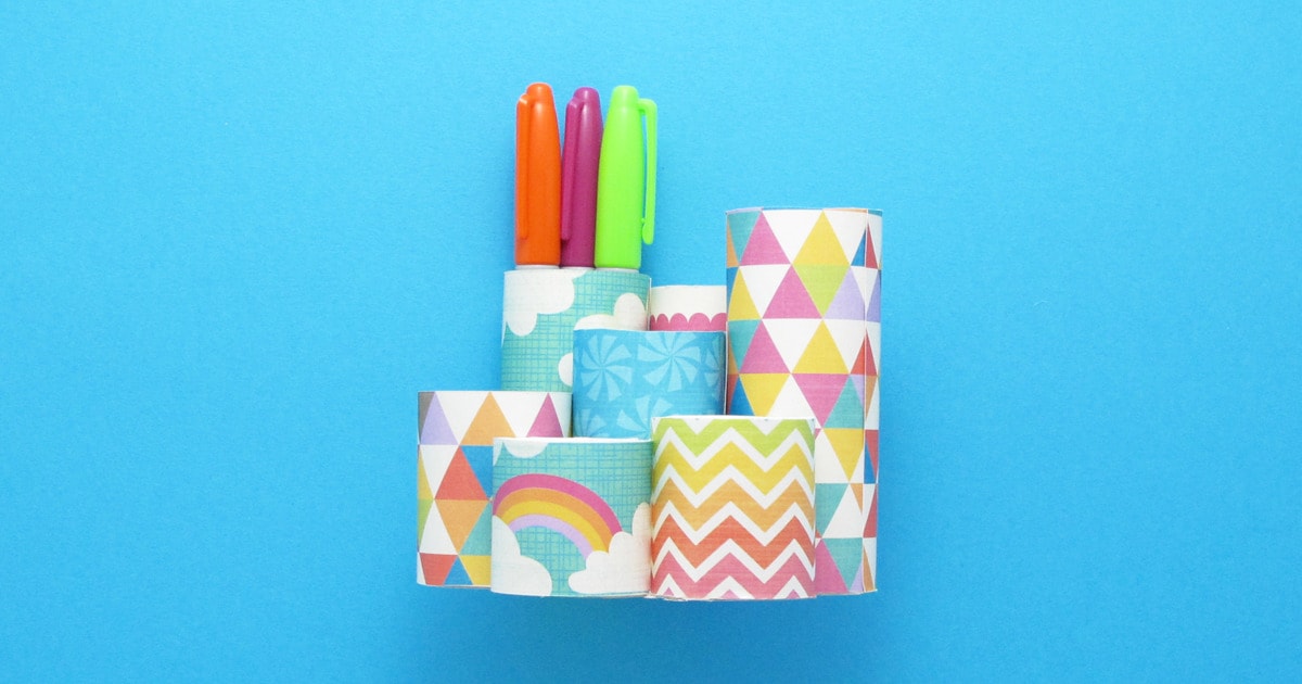 DIY pot à crayon en rouleaux de papier toilette - Lotus